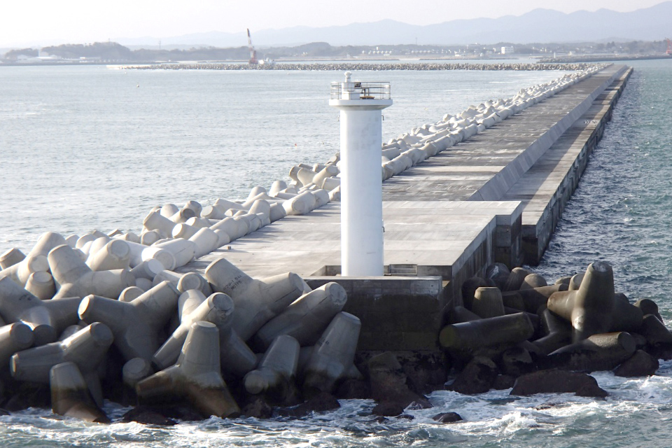 Restoring Breakwater and Protecting Commercial Distribution Base ...